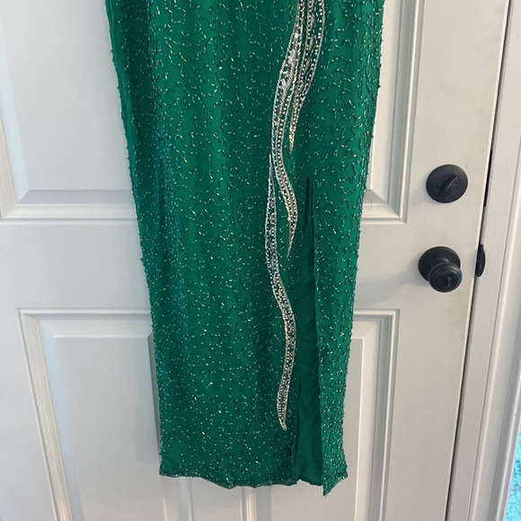 Alyce Designs | Dresses | Vintage Alyce Designs High Collar Emerald ...